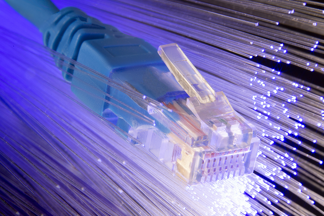 Fast Ethernet vs. Gigabit Ethernet: descubra qual rede é ideal para ...